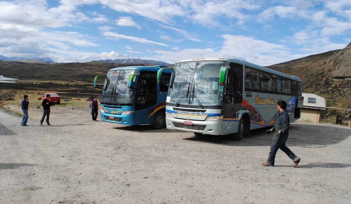Everything you need to know about using buses in Patagonia - Swoop ...